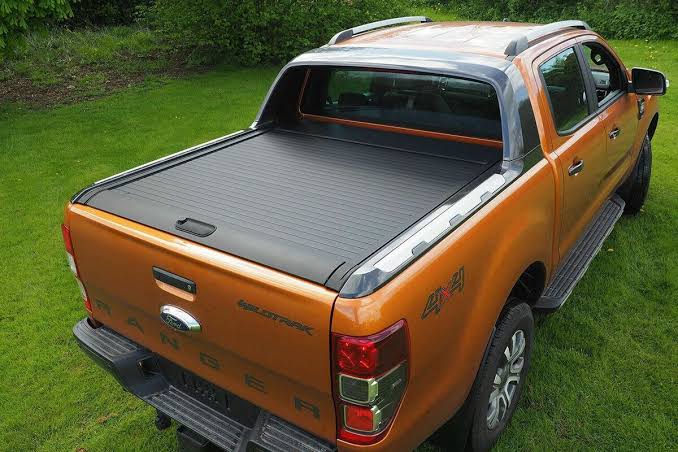 Ford Ranger T6/T7 Retractable Tonneau Cover – The Bakkie Shop